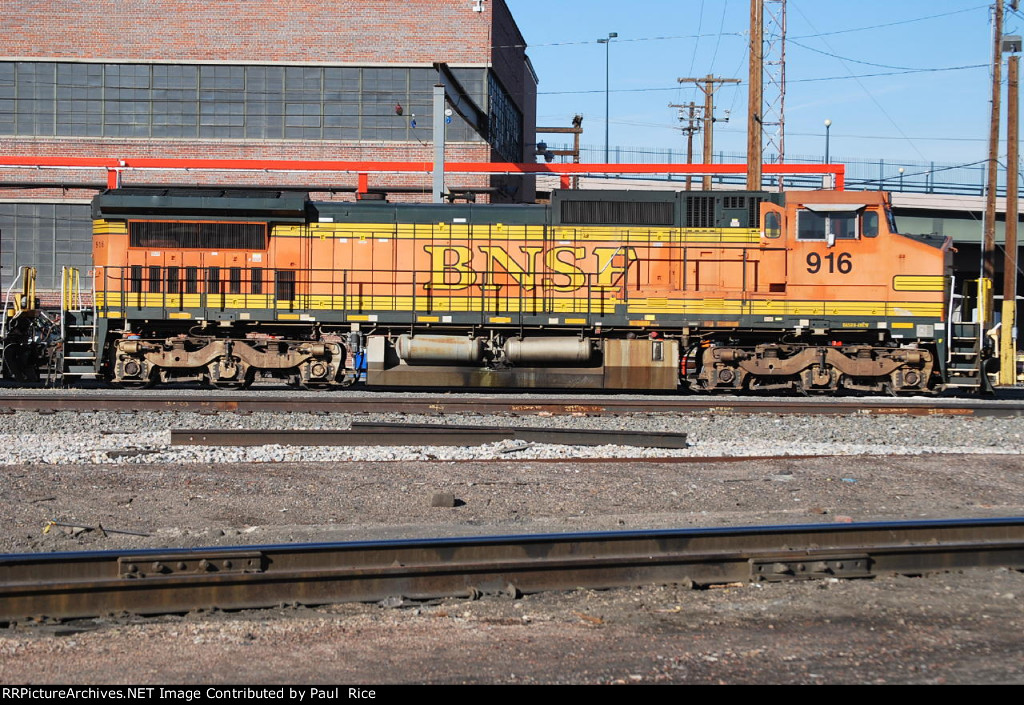 BNSF 916